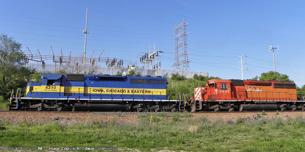 ICE 6210 and a couple CP's lead Monday's 277 with CITX 3072